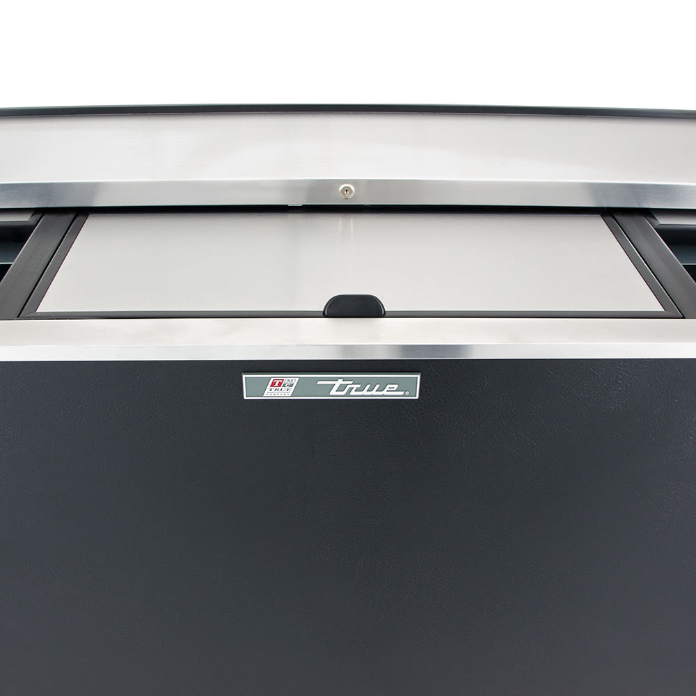 True TD-95-38 95" Forced Air Bottle Cooler - Holds (900) 12 oz Bottles ...